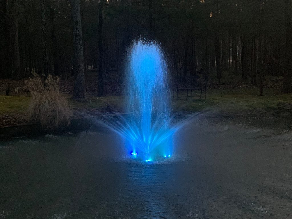 Stunning X-Large Pond Fountain with LED Lights & Remote Control